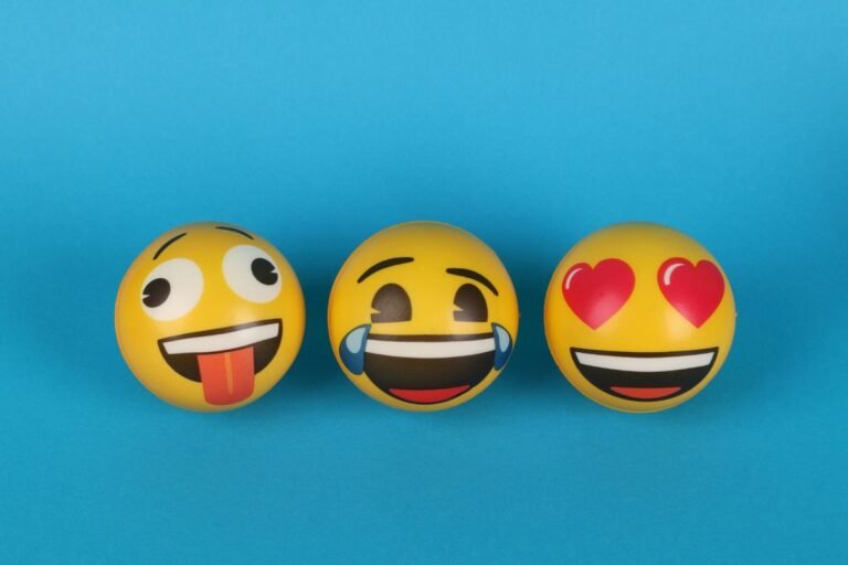 Significado dos emojis do WhatsApp: guia completo para entender cada ...